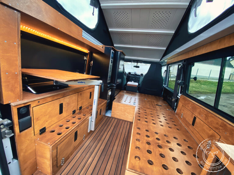 Defender Camper mit Hubdach