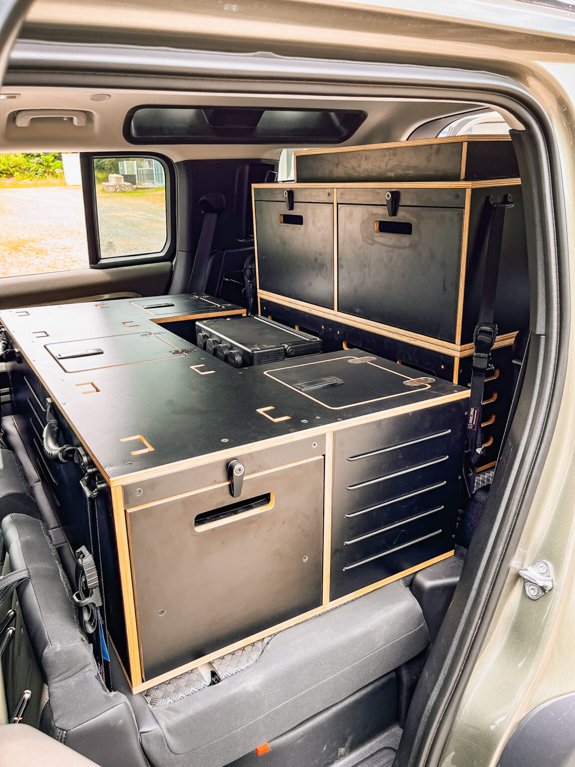 Camping-Box für New Defender Camper & Co